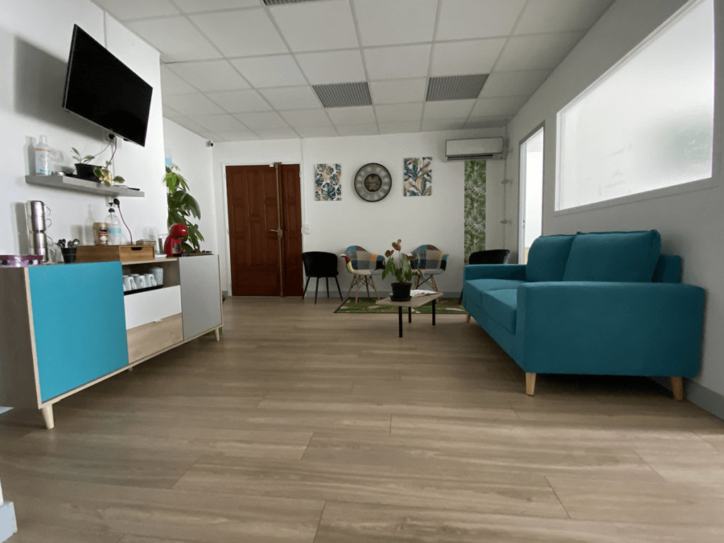 Location de salles et bureaux Jarry - MGTS Conseils