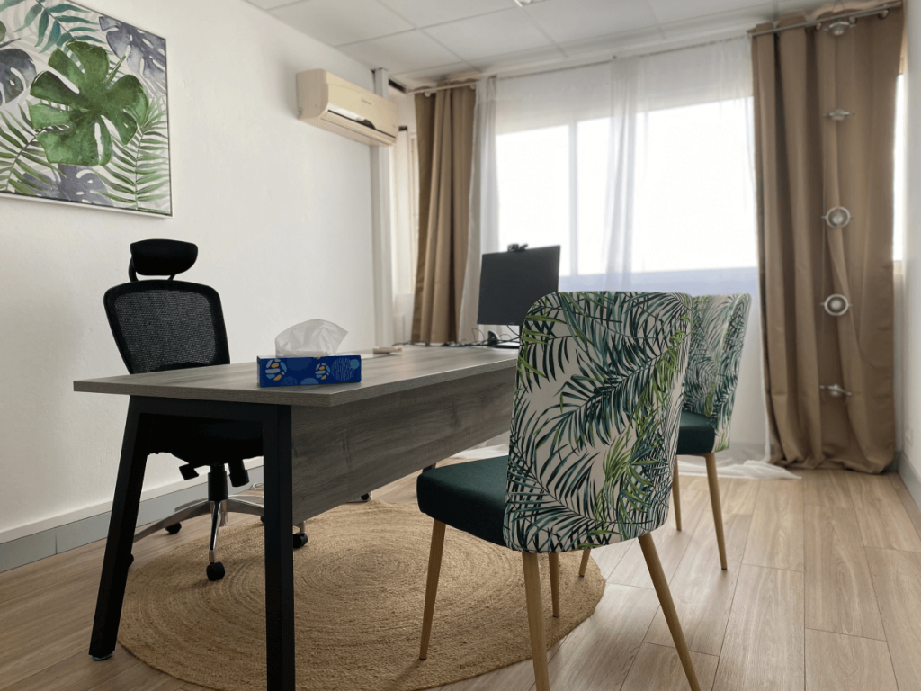 Location de salles et bureaux Jarry - MGTS Conseils